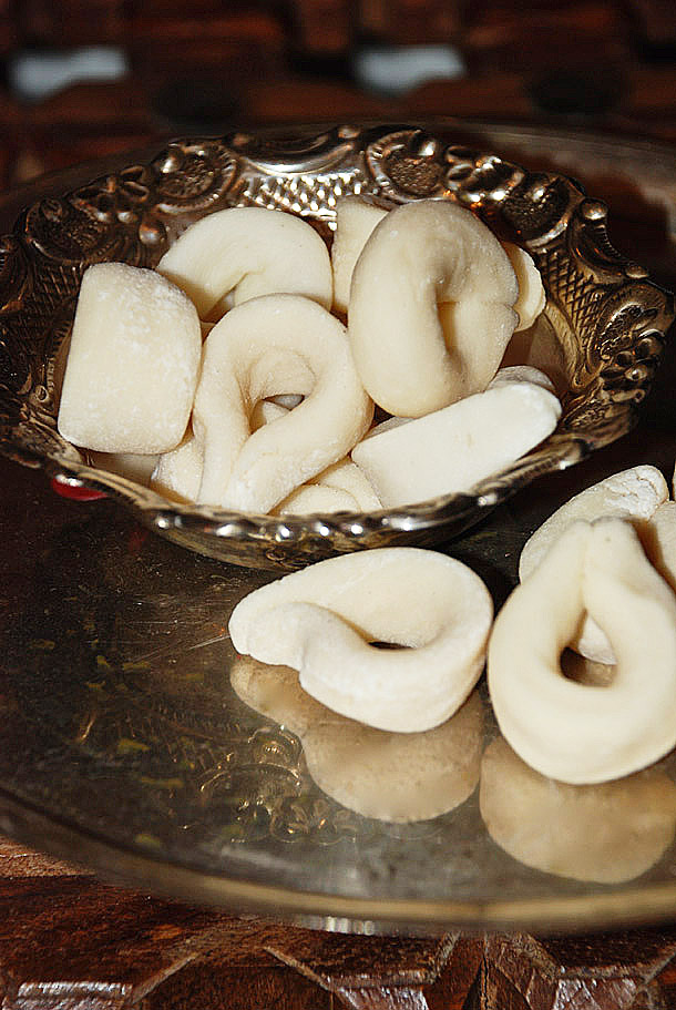 Bengali Sweets That Came By Parcel! – IshitaUnblogged