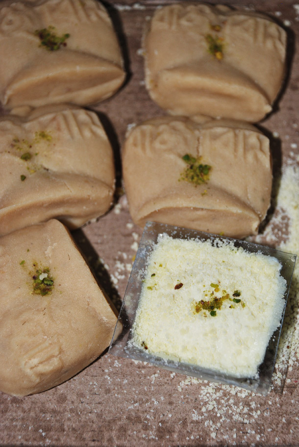 Bengali Sweets That Came By Parcel! – IshitaUnblogged